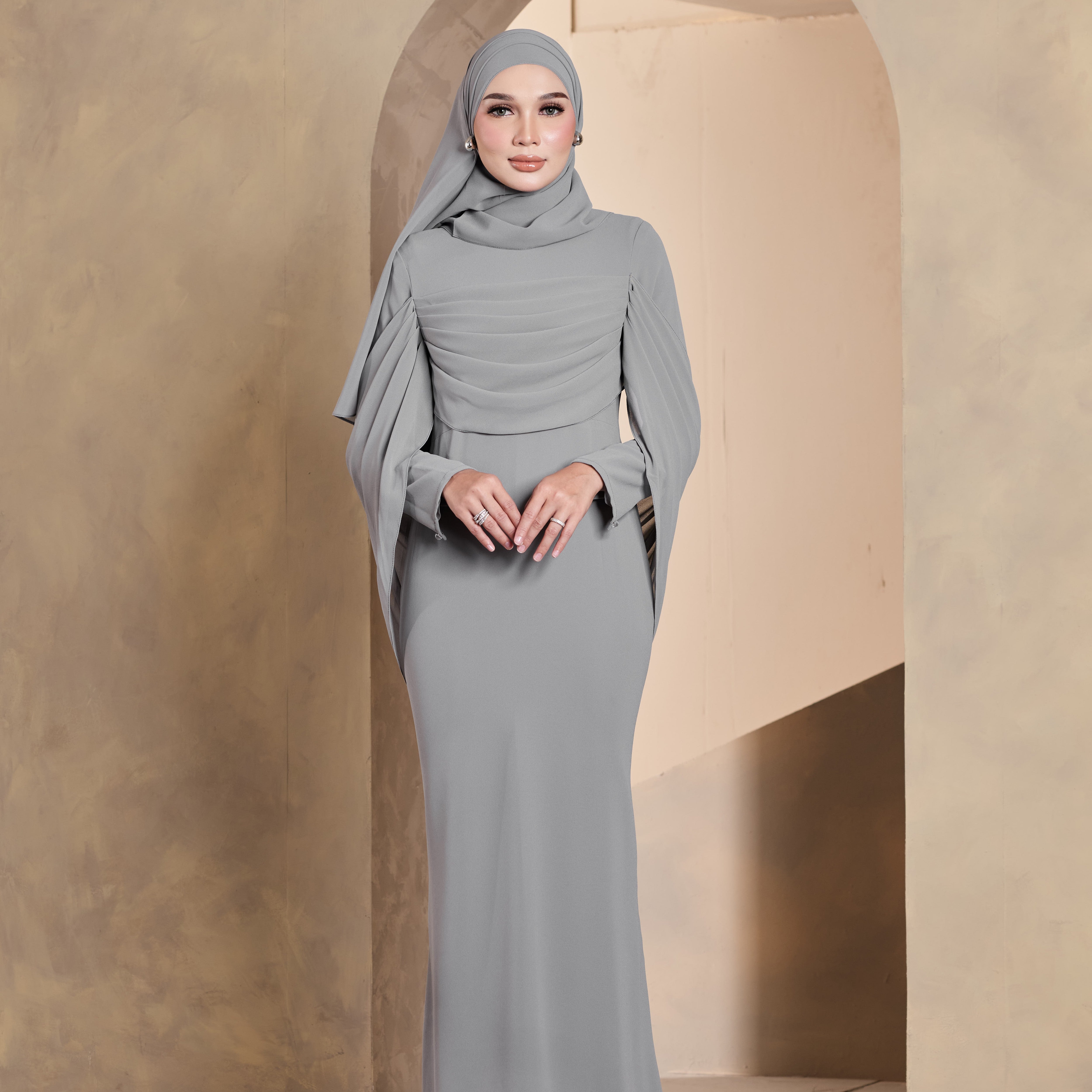 ERYNA - GREY – RISEK